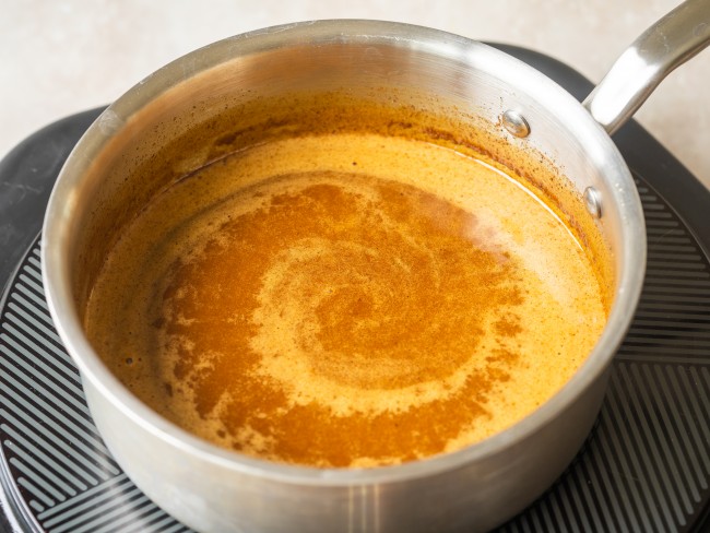 Gingerbread Syrup for a Homemade Starbucks Gingerbread Latte