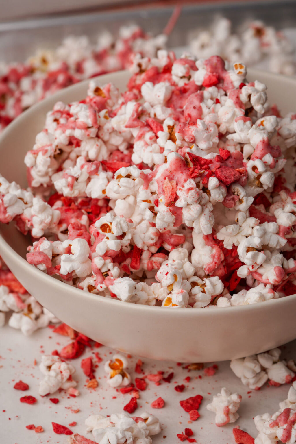 Sweet and Salty Strawberry Popcorn - Easy Stove Top Popcorn
