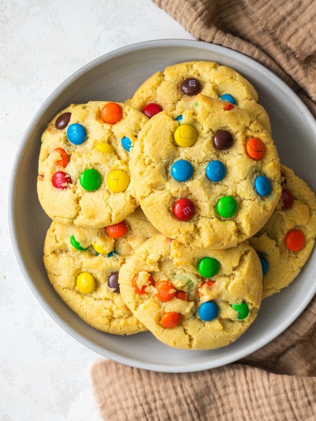 Soft and Chewy M&M Sugar Cookies Recipe