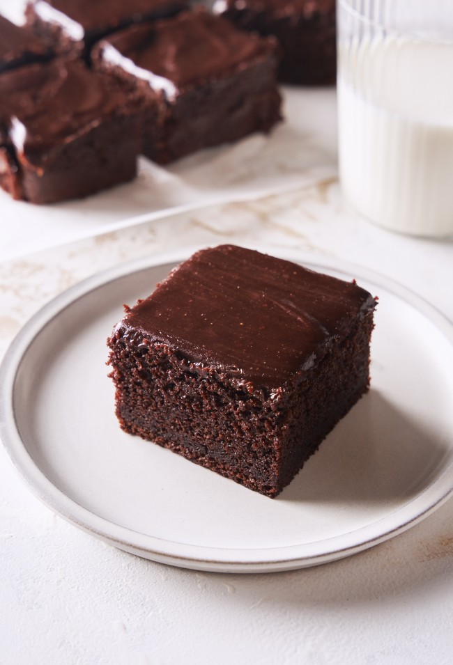 Chocolate Ganache Cake Recipe - Rich Chocolate Cake