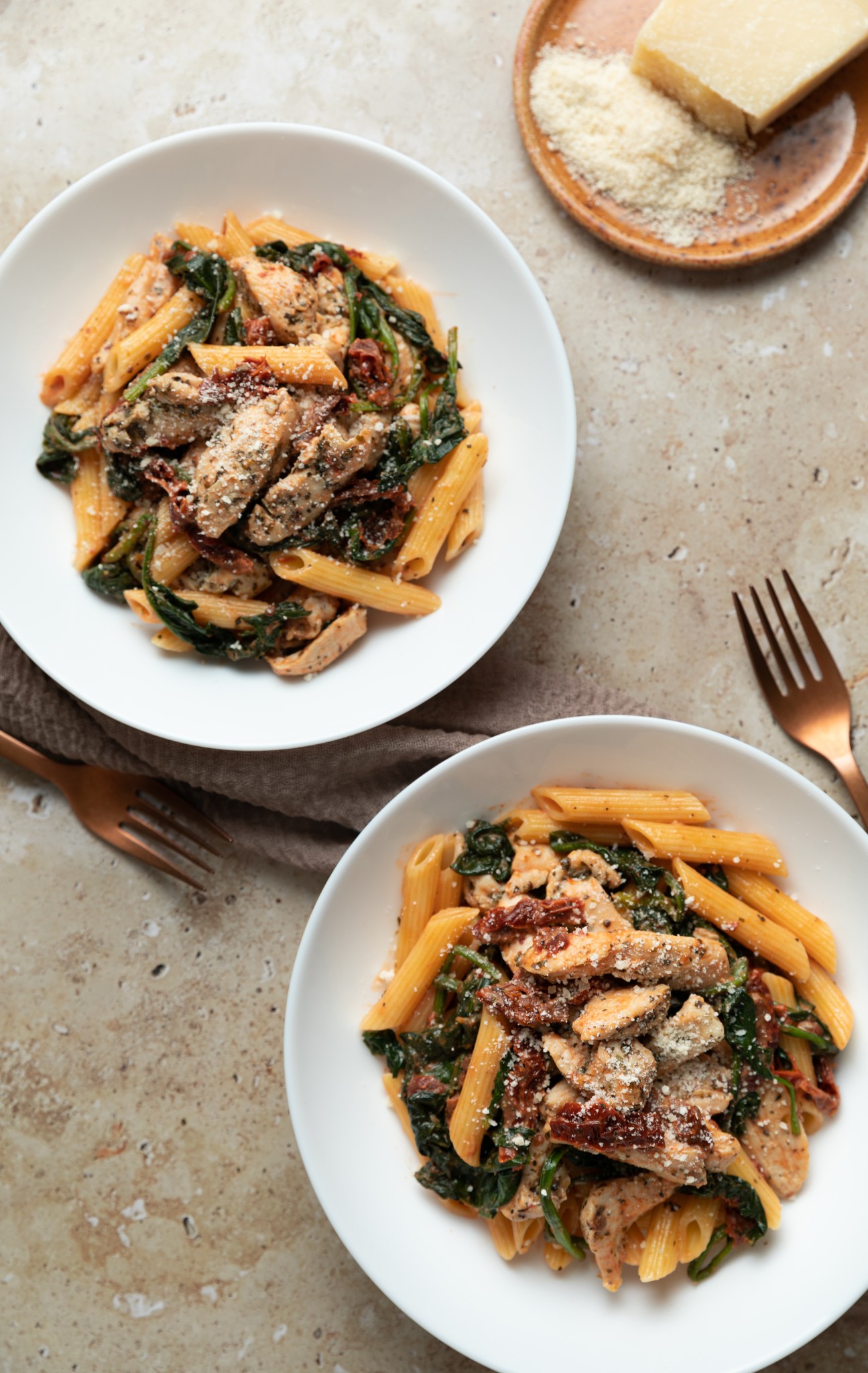 Creamy Tuscan Chicken Pasta - Chicken & Pasta in Tuscan Sauce