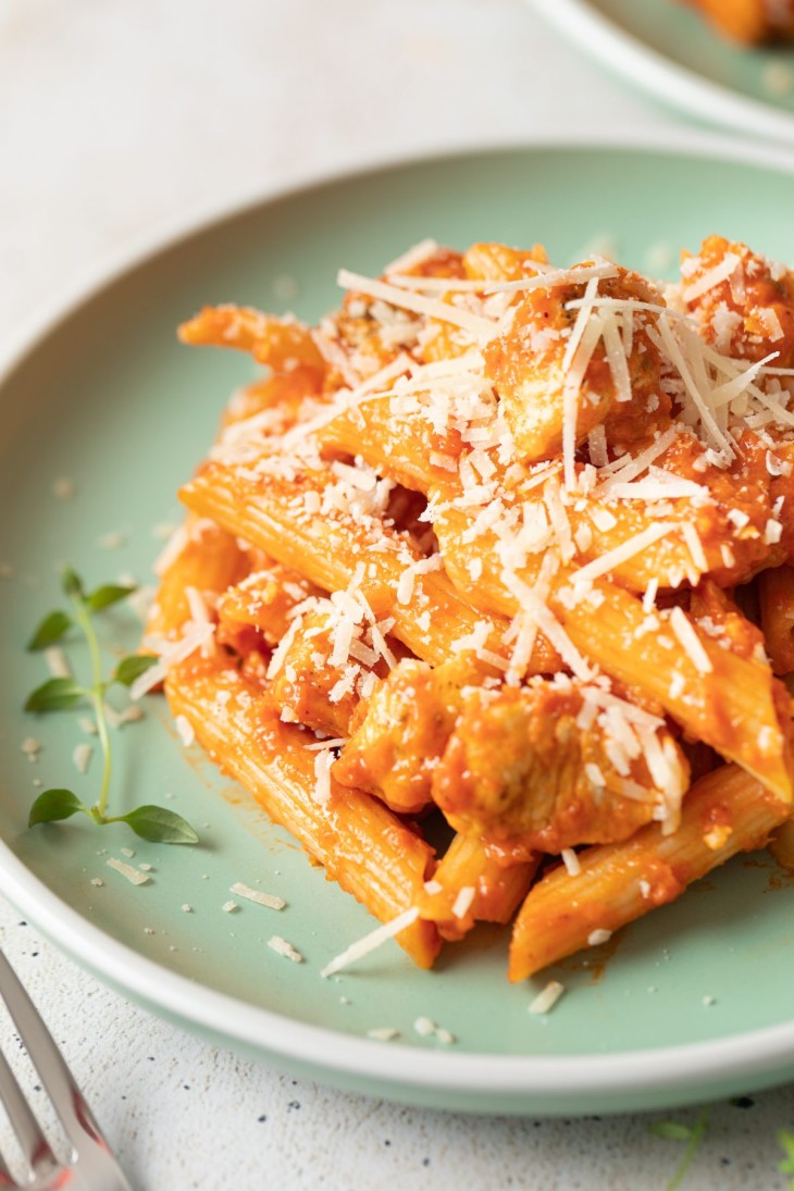 Penne Alla Vodka with Chicken - Homemade Vodka Sauce