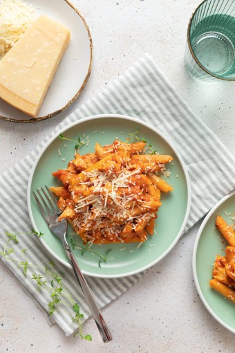 Penne Alla Vodka with Chicken - Homemade Vodka Sauce
