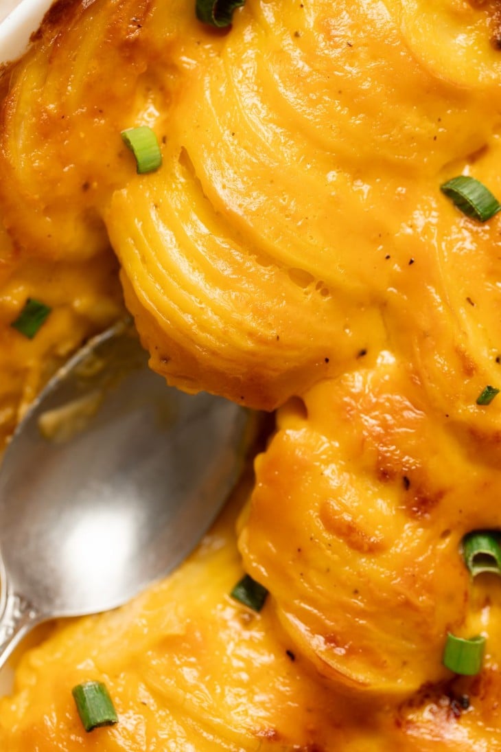 Cheesy Scalloped Potatoes Recipe