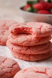Strawberry Cake Mix Cookies - Easy Strawberry Cookie Recipe