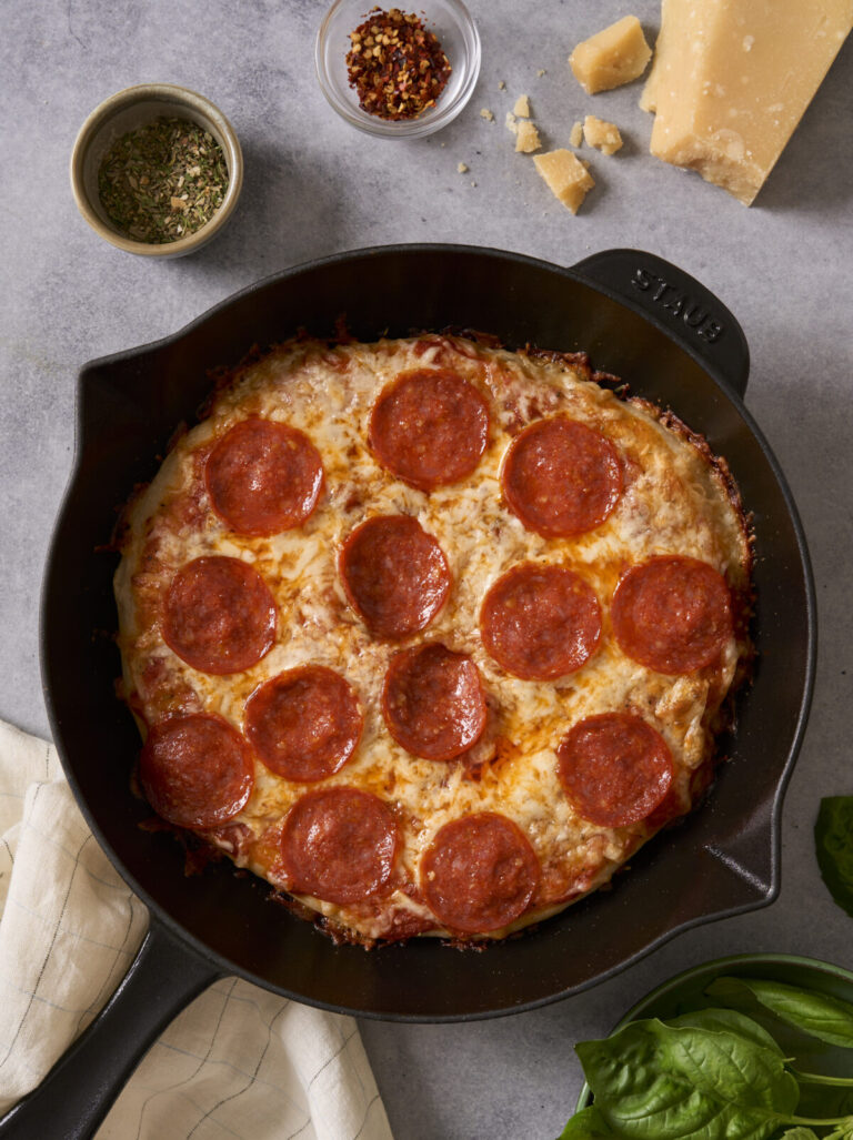 Cast Iron Skillet Pizza - Easy Homemade Pizza in a Skillet