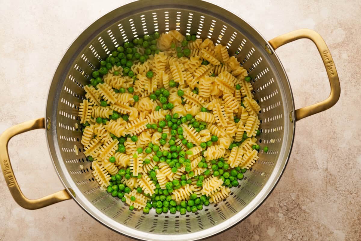 Pasta with Pancetta and Peas - Mad About Food